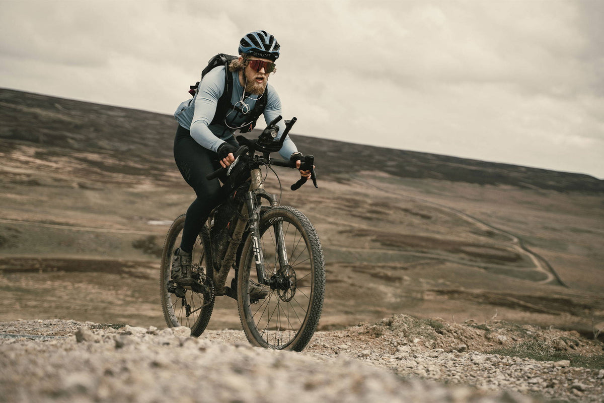 Angus Young wins the Dales Divide with a new FKT – Hunt Bike Wheels